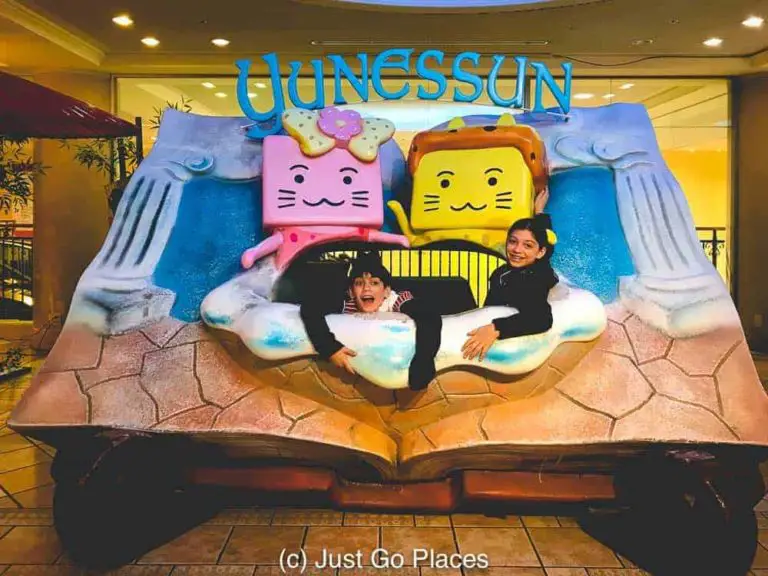 Hakone onsen day trip to Kowakien Yunessun