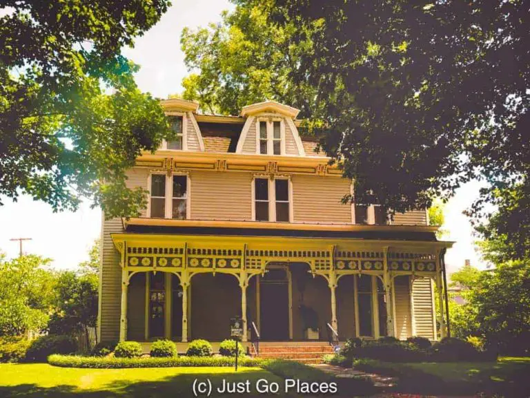 Things to Do in Decatur Alabama For Foodies, Families & History Lovers